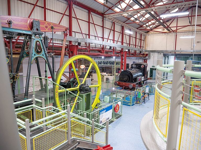 Maws Craft Centre – Coalport Station Holidays