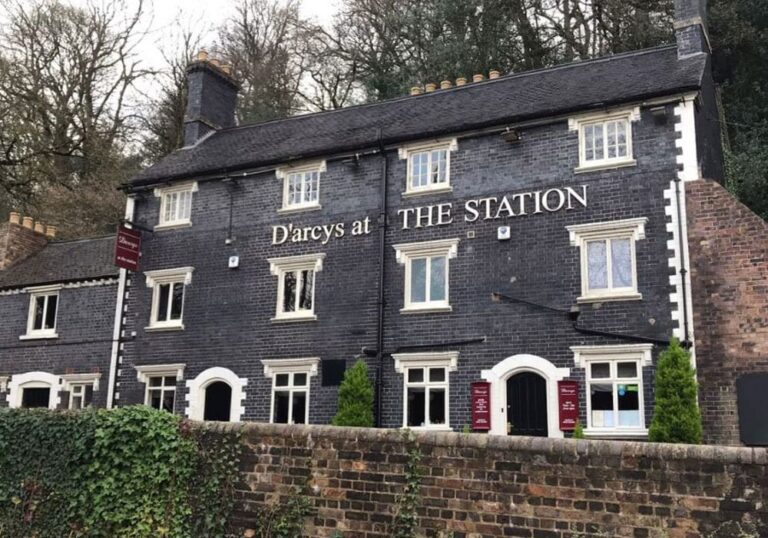 Maws Craft Centre – Coalport Station Holidays